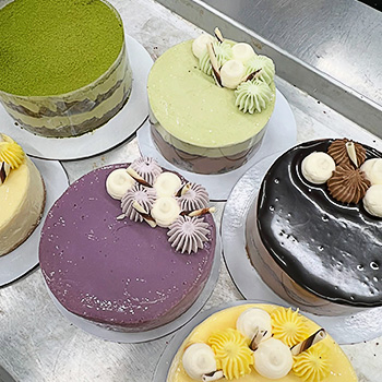 Dessert Lady Cafe and Bakery - Branded Cookies, Cakes, and More ...
